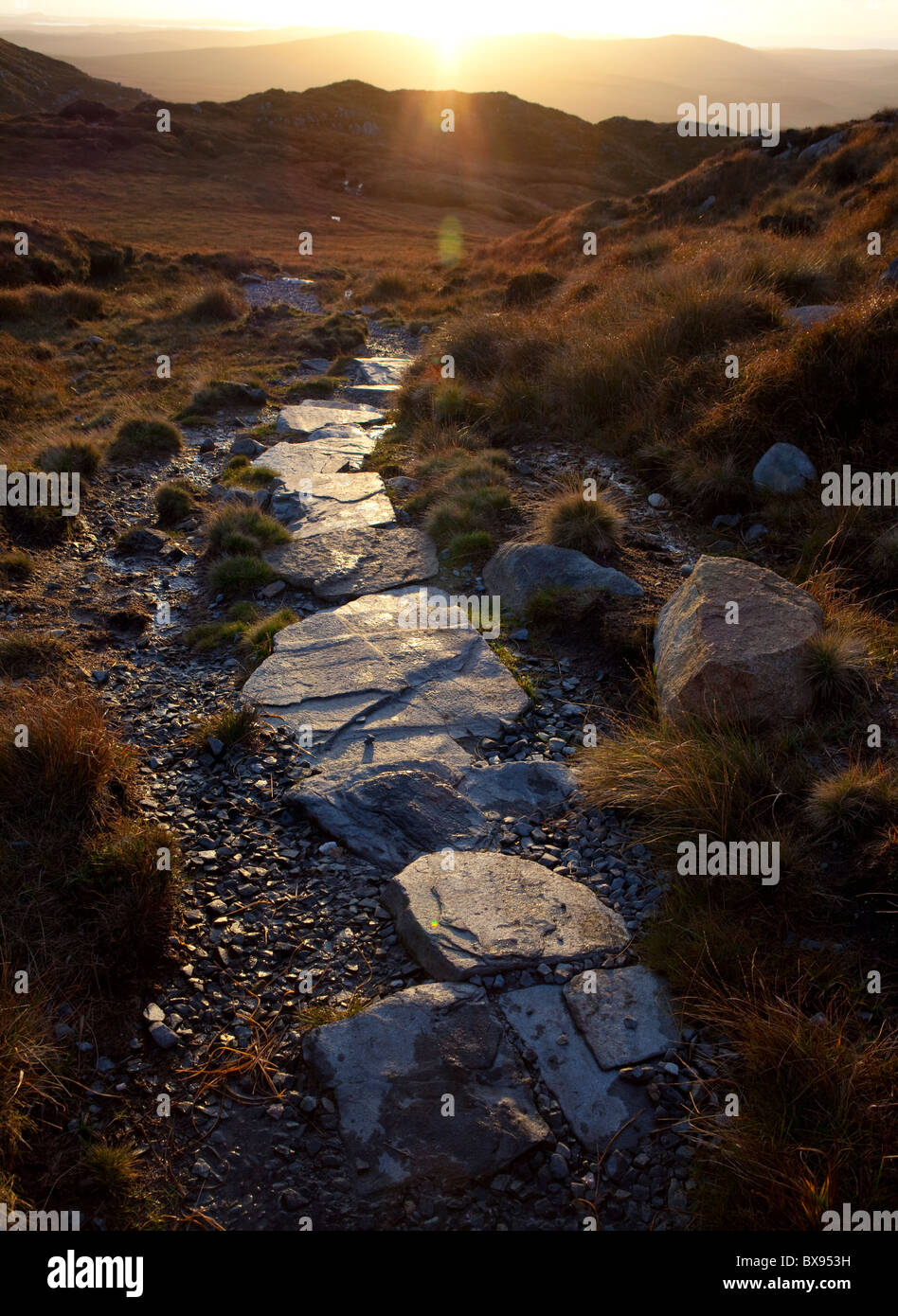 Wild atlantic way walking trail hi-res stock photography and images - Alamy