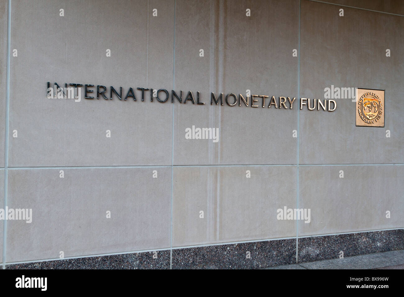 International monetary fund logo hi-res stock photography and images ...