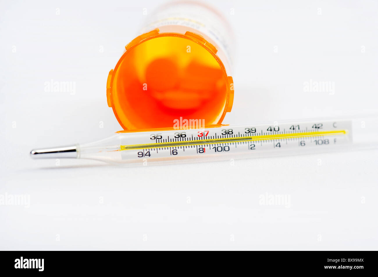 Medication device hi-res stock photography and images - Alamy