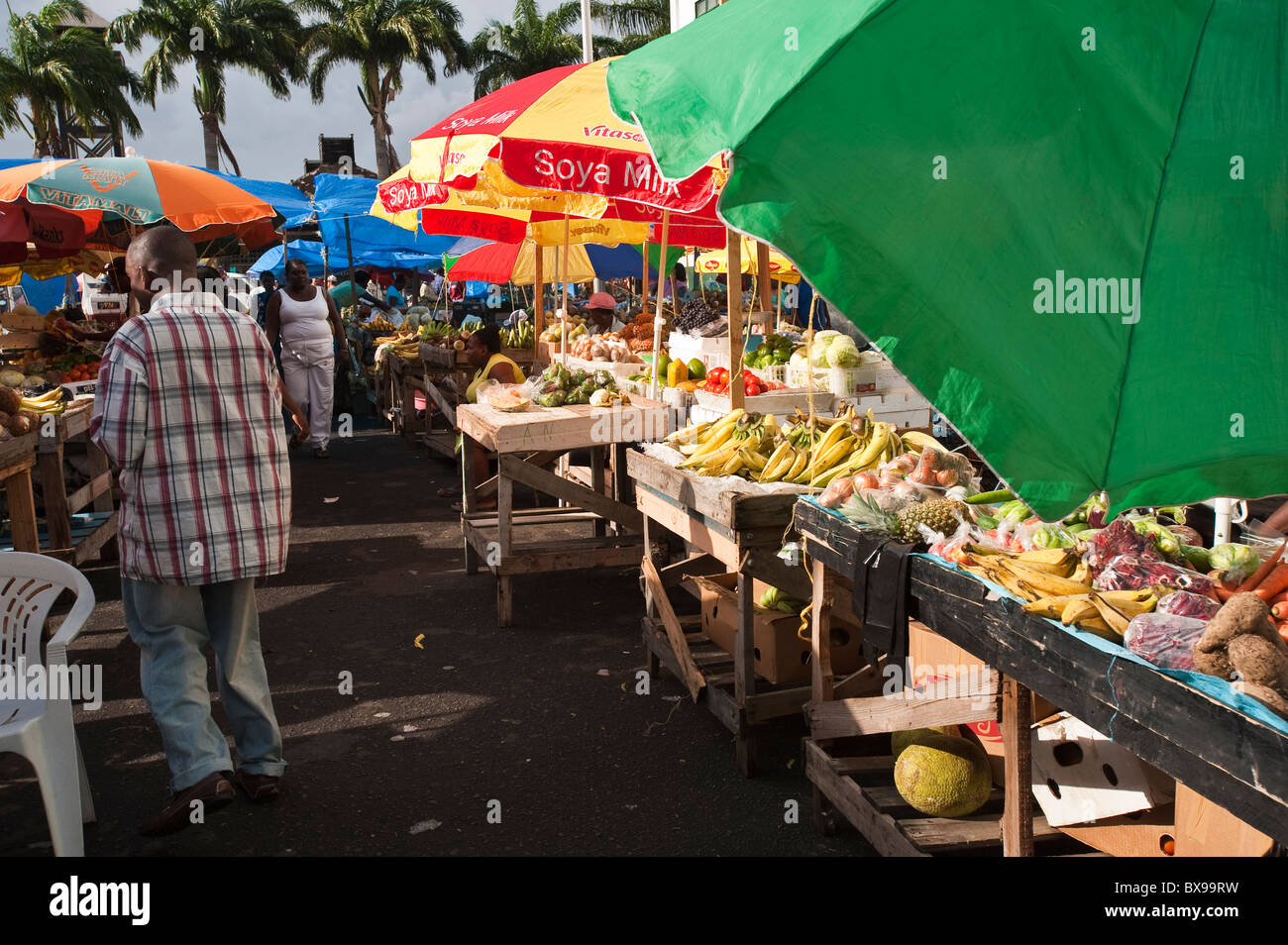 Kingstown market st vincent grenadines hi-res stock photography and ...