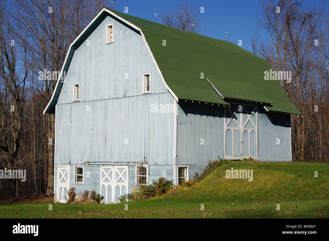 Big barn building hi-res stock photography and images - Alamy
