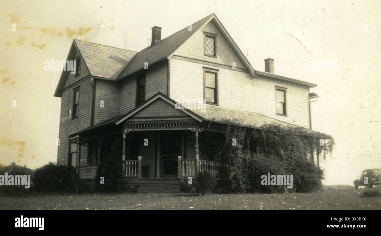 wood house on hill architecture farm America dwelling picket fence ...