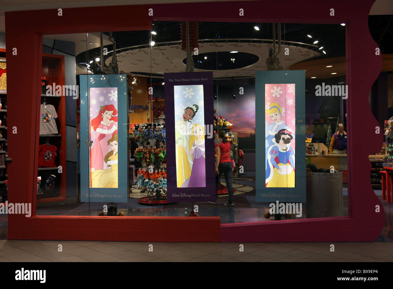 Disney theme hi-res stock photography and images - Alamy