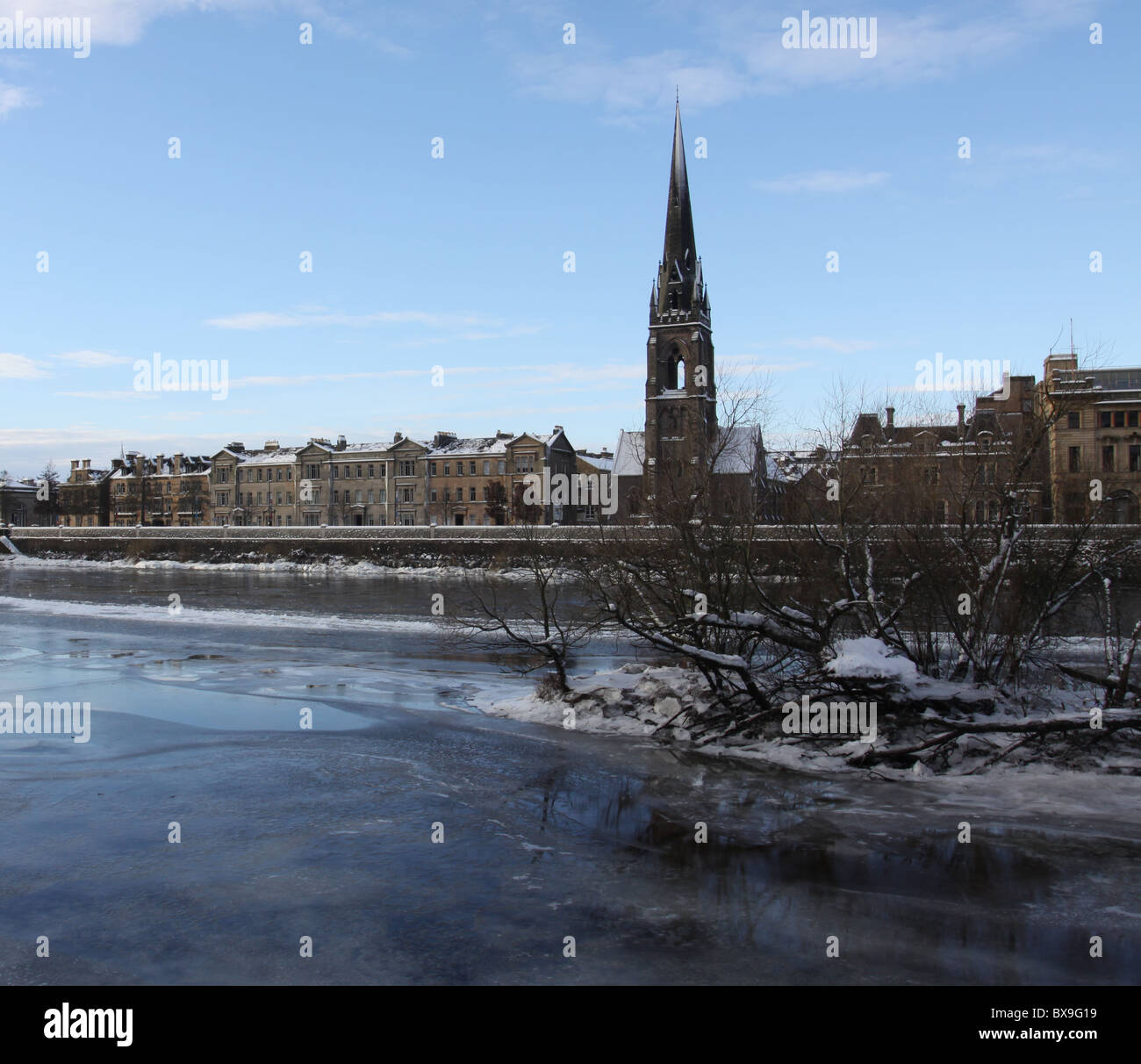 St Matthews Church in winter Perth Scotland December 2010 Stock Photo ...