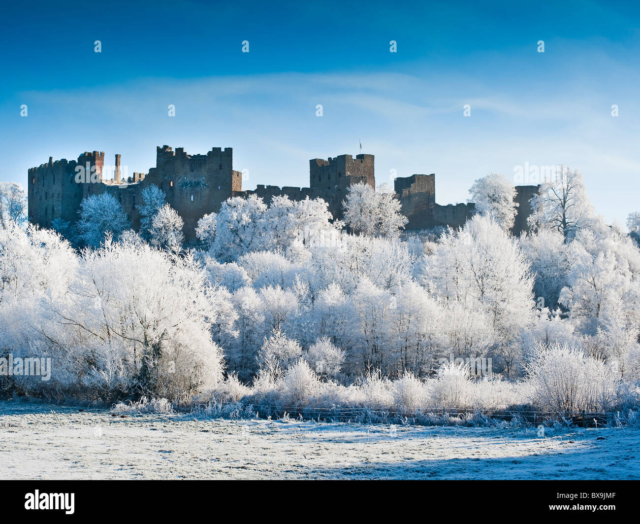 Ludlow winter sun hi-res stock photography and images - Alamy