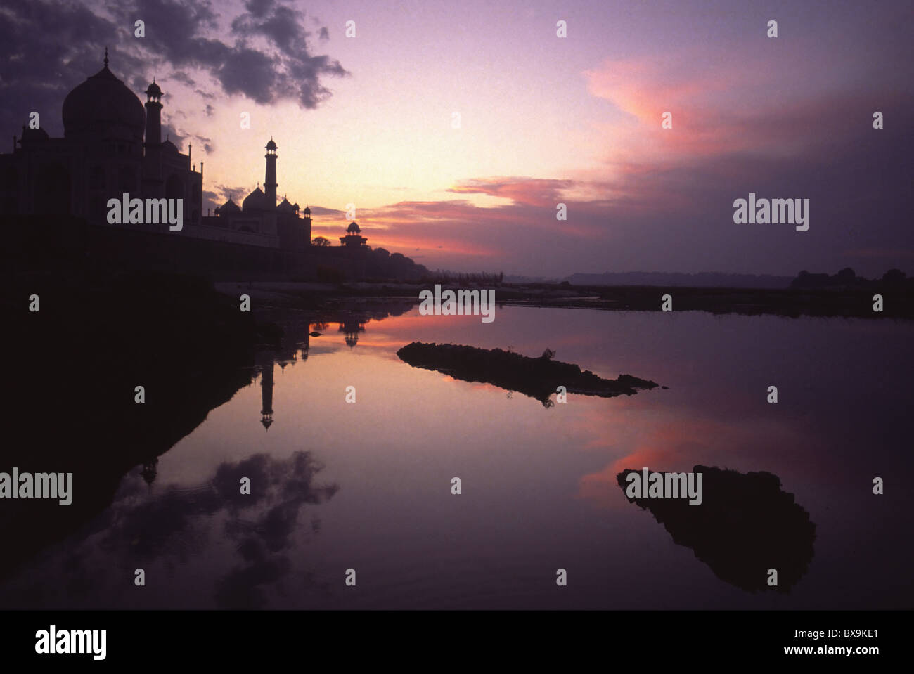Agra, Taj Mahal, From Across Yamuna River Stock Photo - Alamy