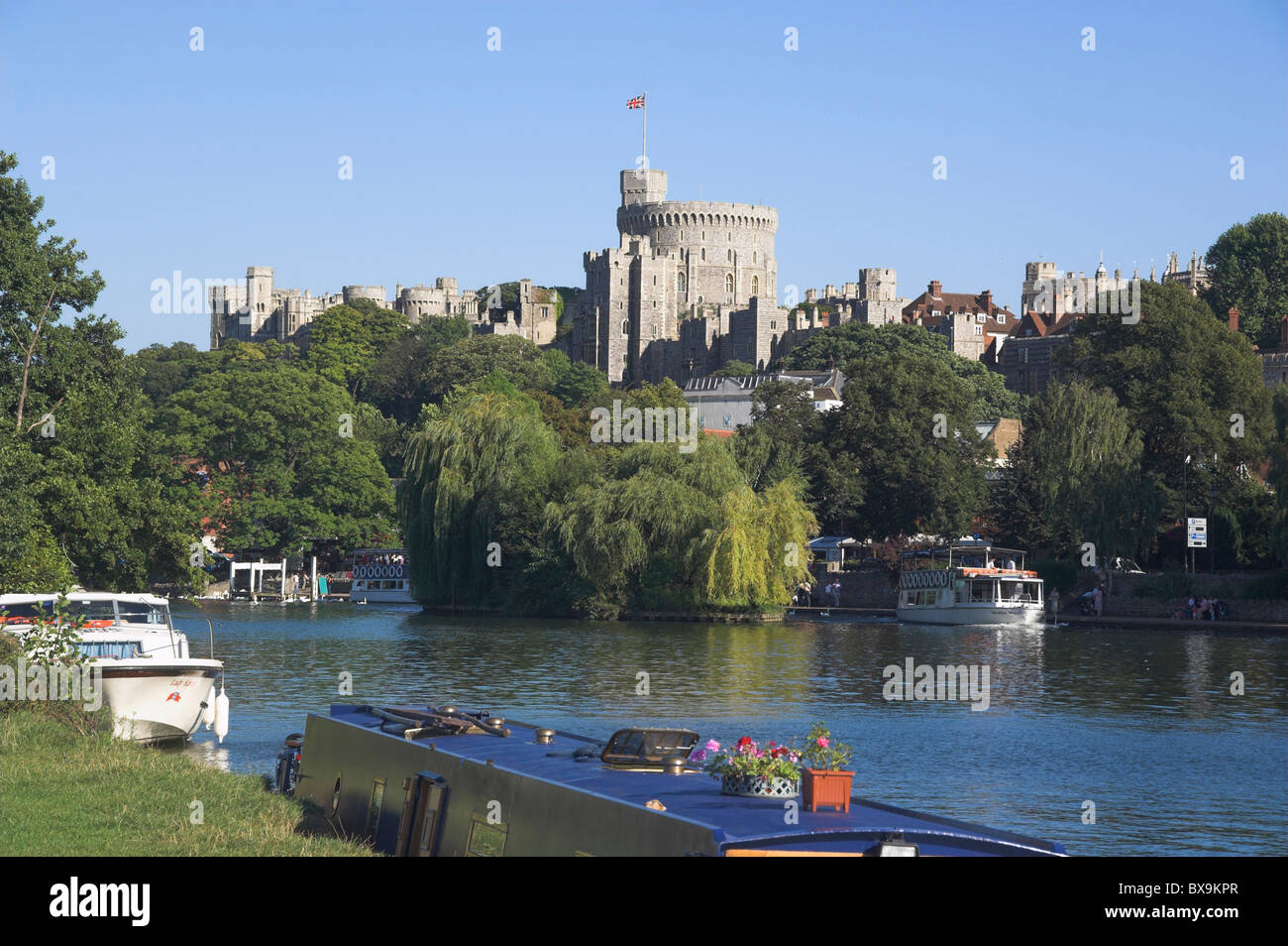 Windsor Castle & River Thames Stock Photo - Alamy