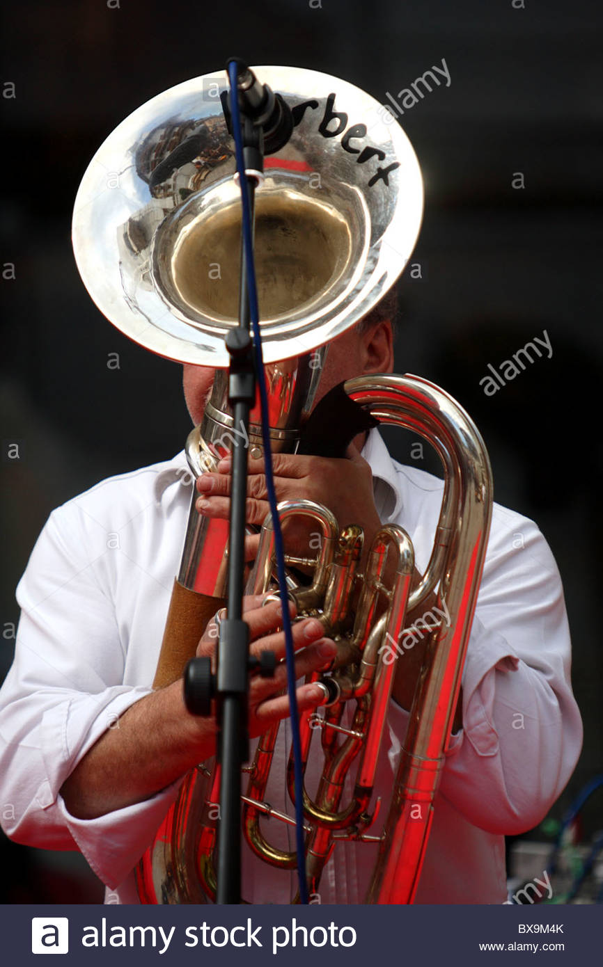 Playing Tuba Stock Photos & Playing Tuba Stock Images - Alamy