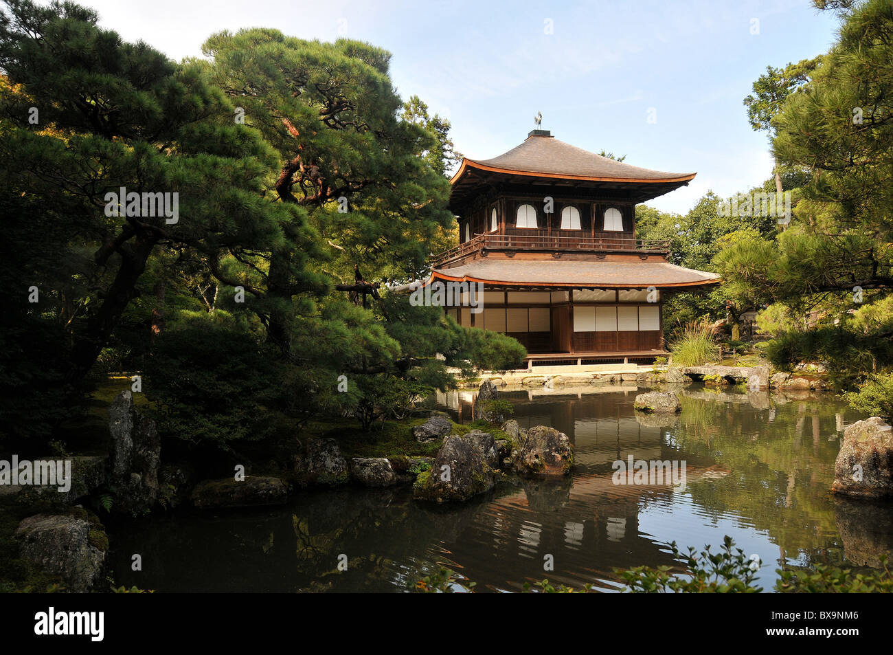 Silver temple hi-res stock photography and images - Alamy