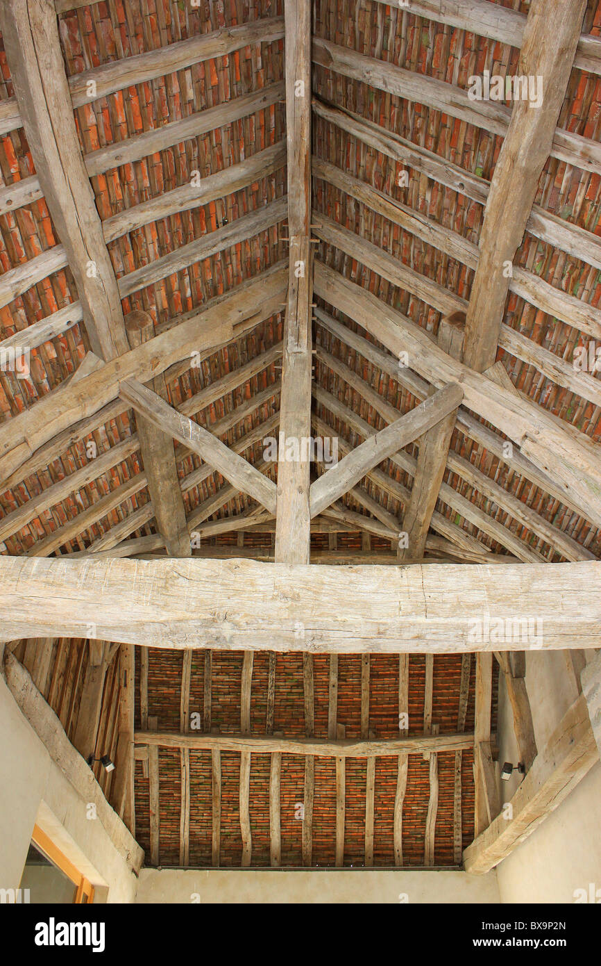 Woodwork beams hi-res stock photography and images - Alamy