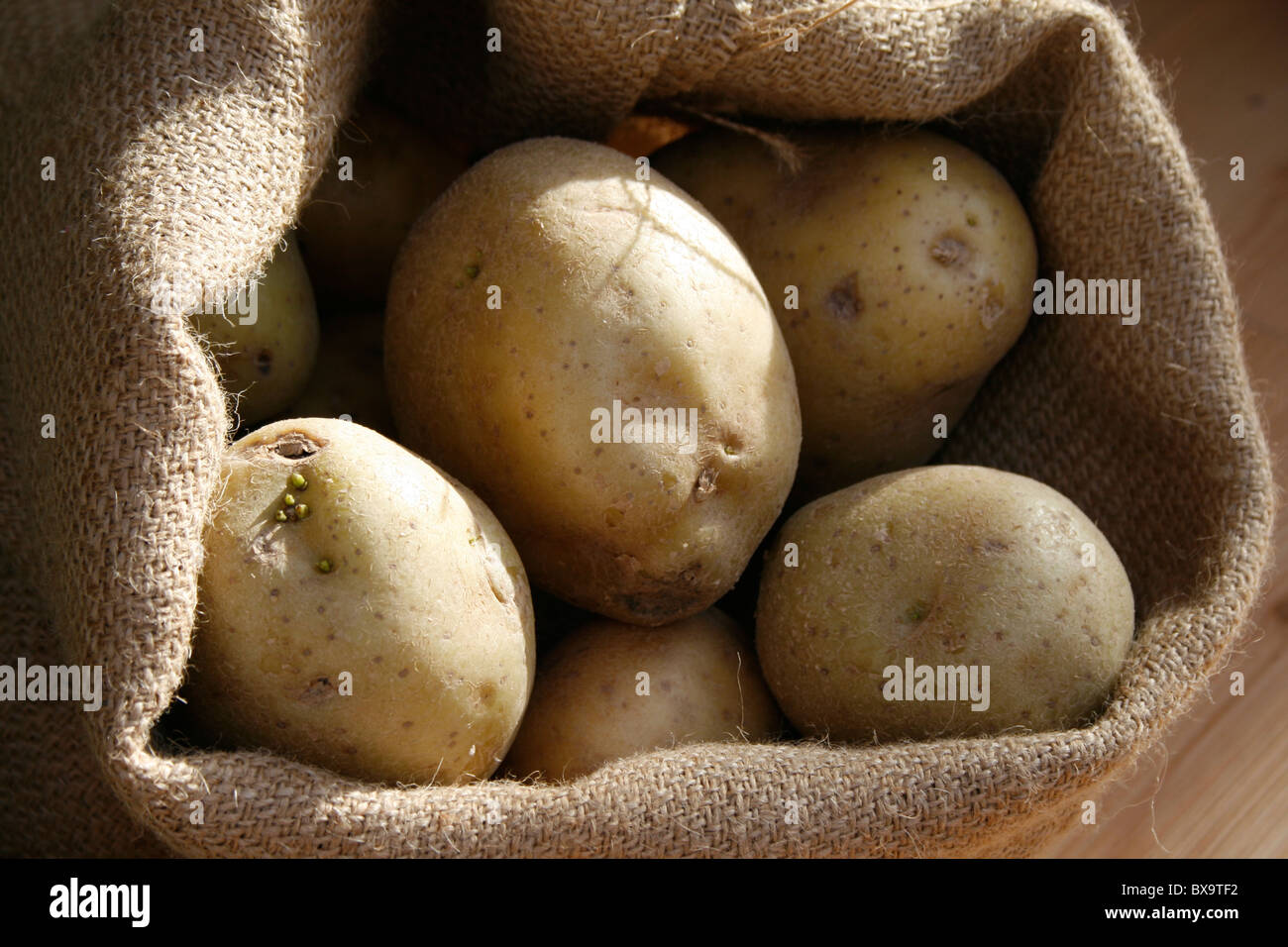 Sack of spud hi-res stock photography and images - Alamy