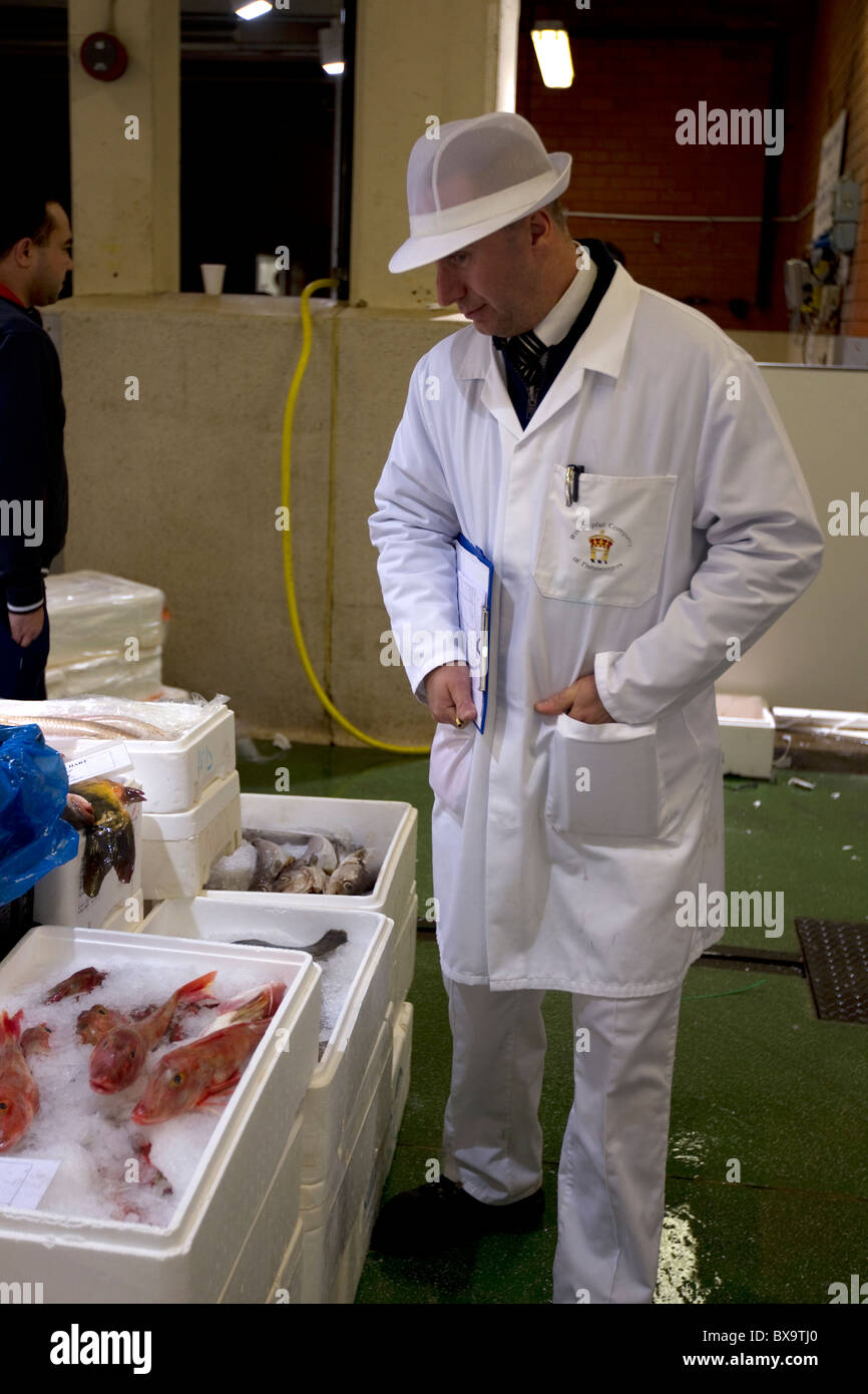 fish inspector,Billingsgate fish market,London Stock Photo - Alamy