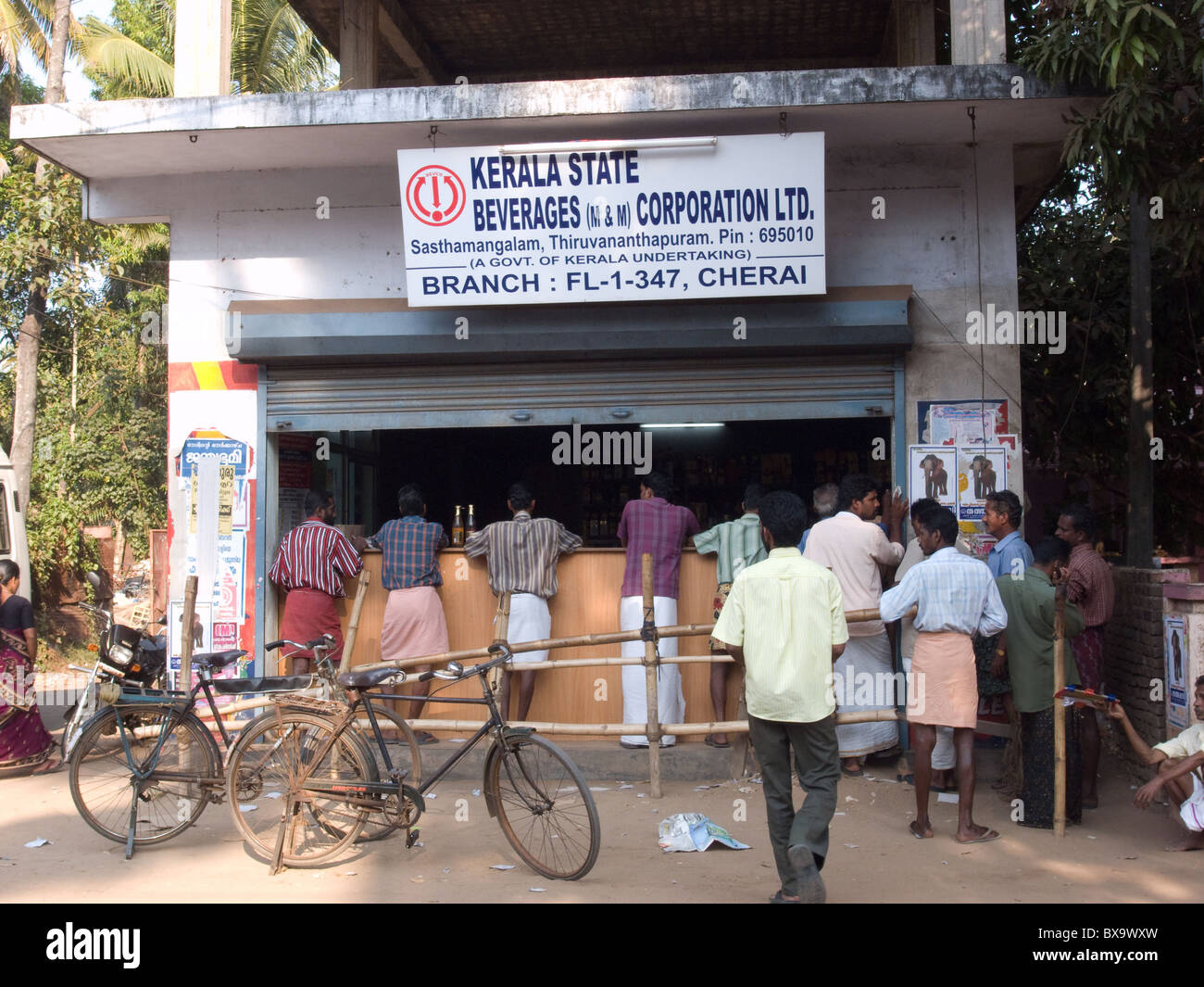 Alcohol local hi-res stock photography and images - Alamy