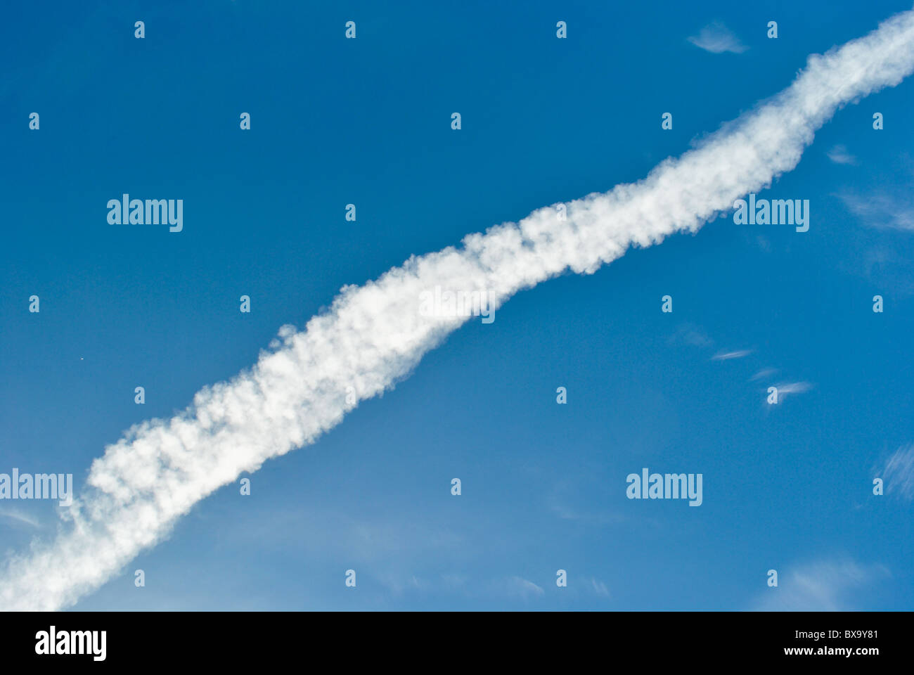 texture sky clouds with white stripes Stock Photo - Alamy