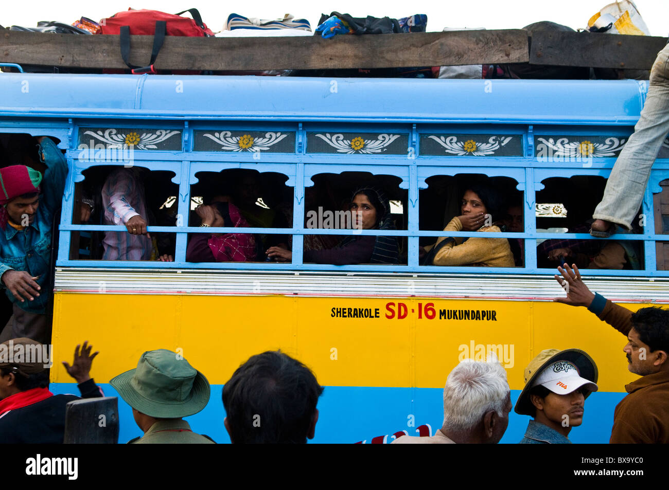 A colorful bus in west Bengal, India Stock Photo - Alamy