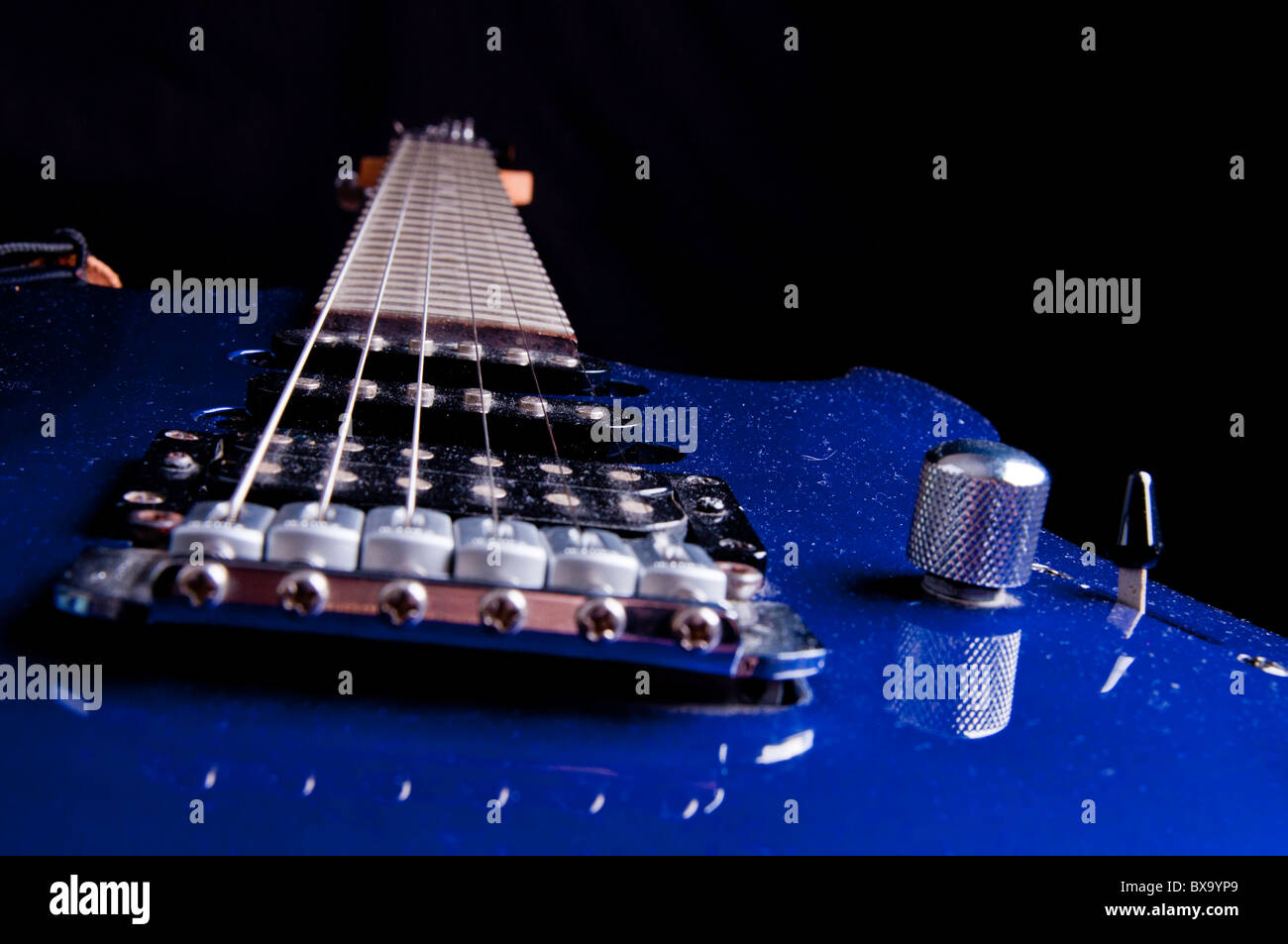 Strings blue guitar hi-res stock photography and images - Alamy