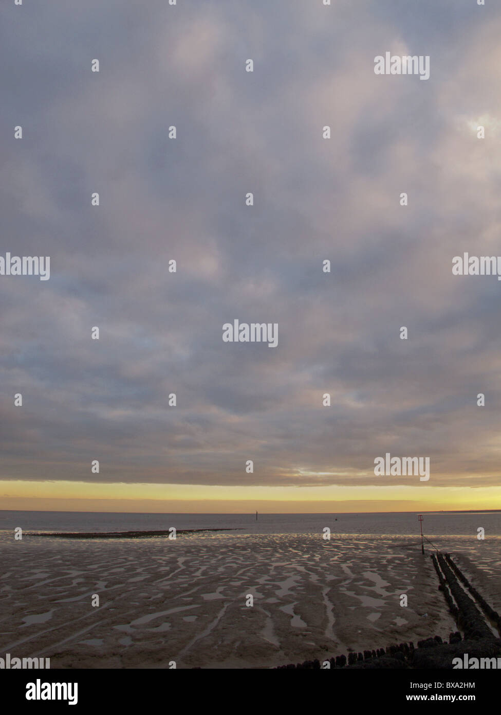 Brightlingsea beach sunset hi-res stock photography and images - Alamy