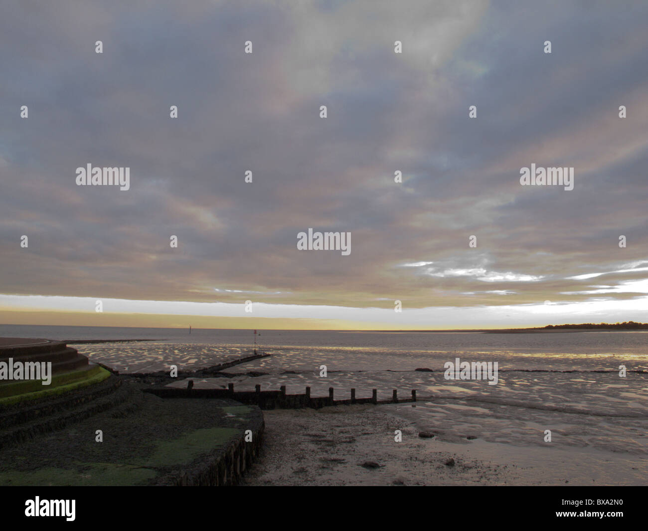 Brightlingsea beach sunset hi-res stock photography and images - Alamy
