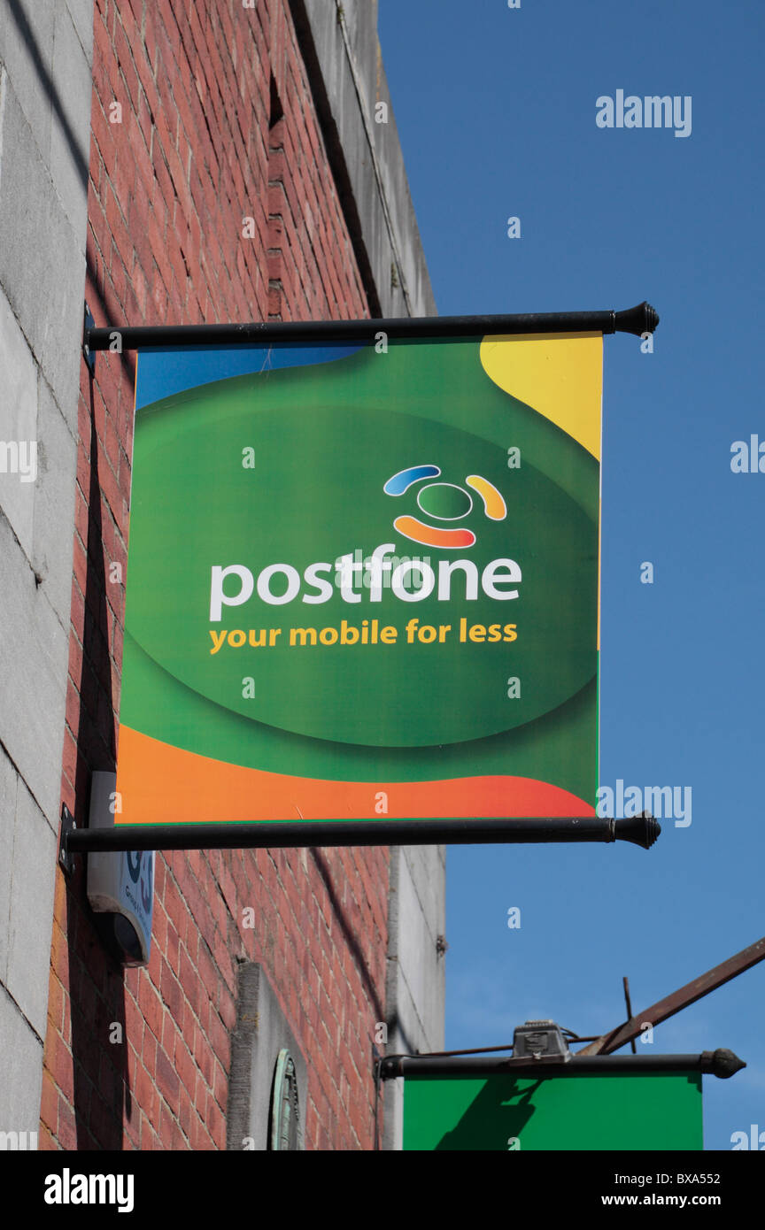 Ireland post office sign hi-res stock photography and images - Alamy