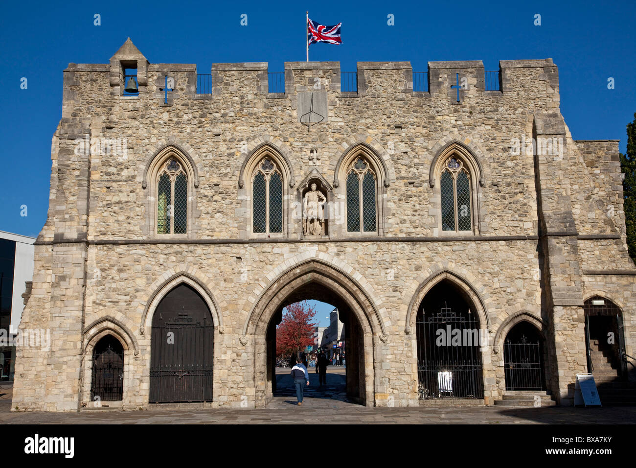 The Bargate. Medieval Building (1180), Southampton, England Stock Photo ...