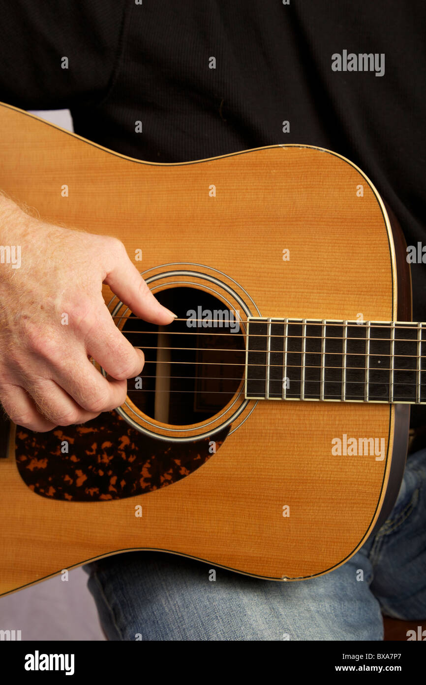 Guitar fret face hi-res stock photography and images - Alamy