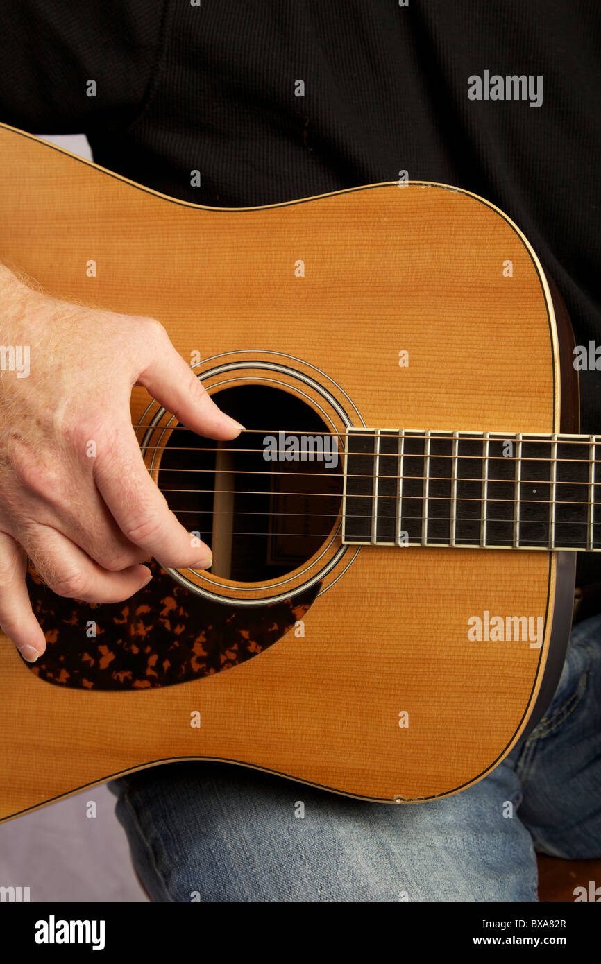 Guitar fret face hi-res stock photography and images - Alamy
