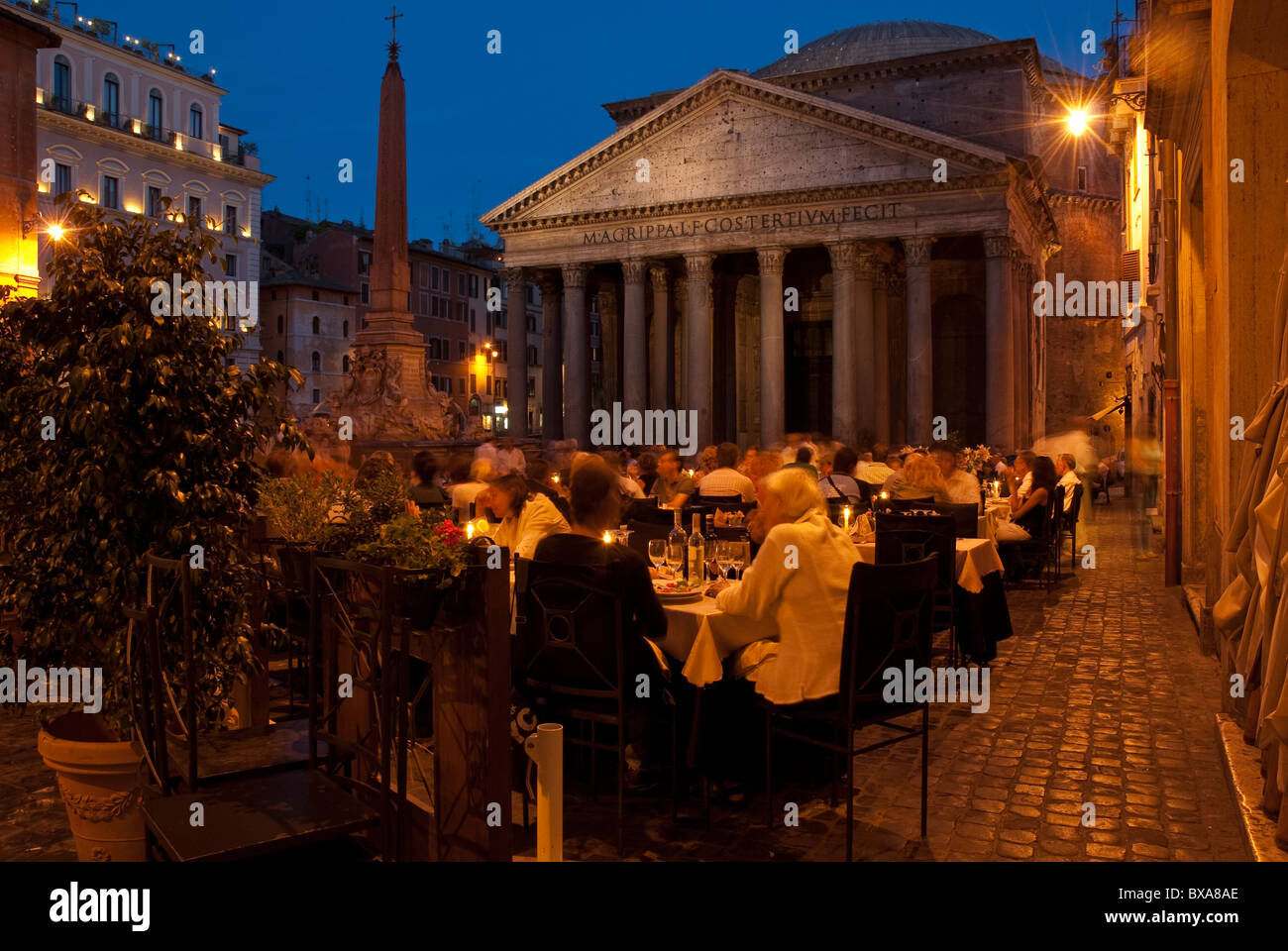 The pantheon square hi-res stock photography and images - Alamy