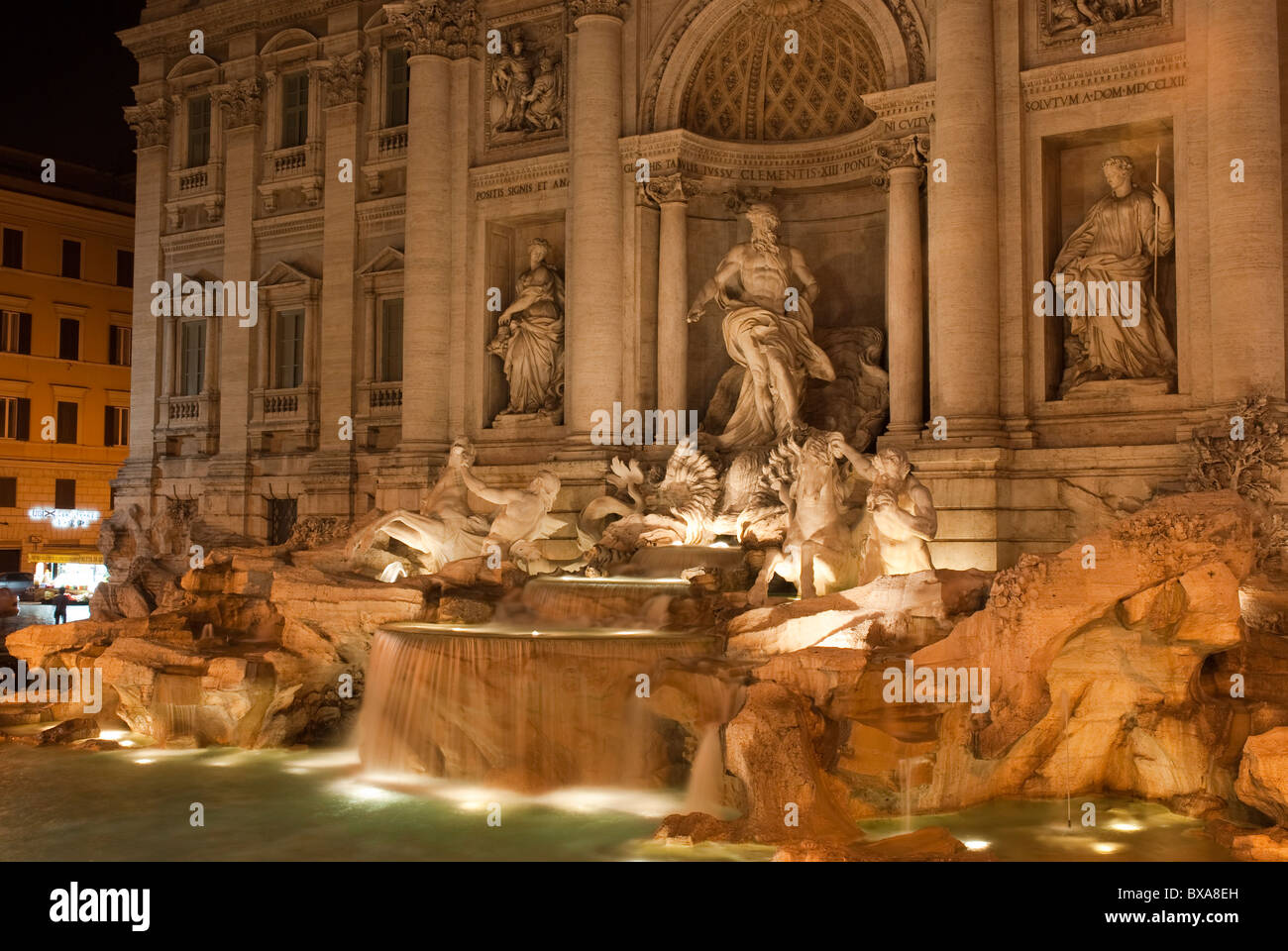 Pantheon square hi-res stock photography and images - Alamy