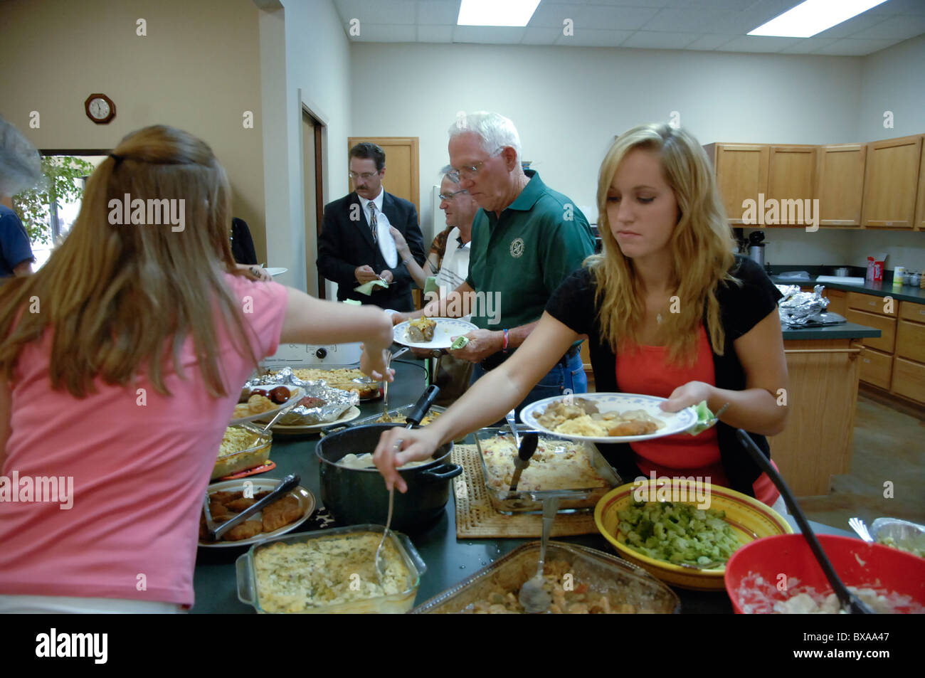 Potluck church hi-res stock photography and images - Alamy
