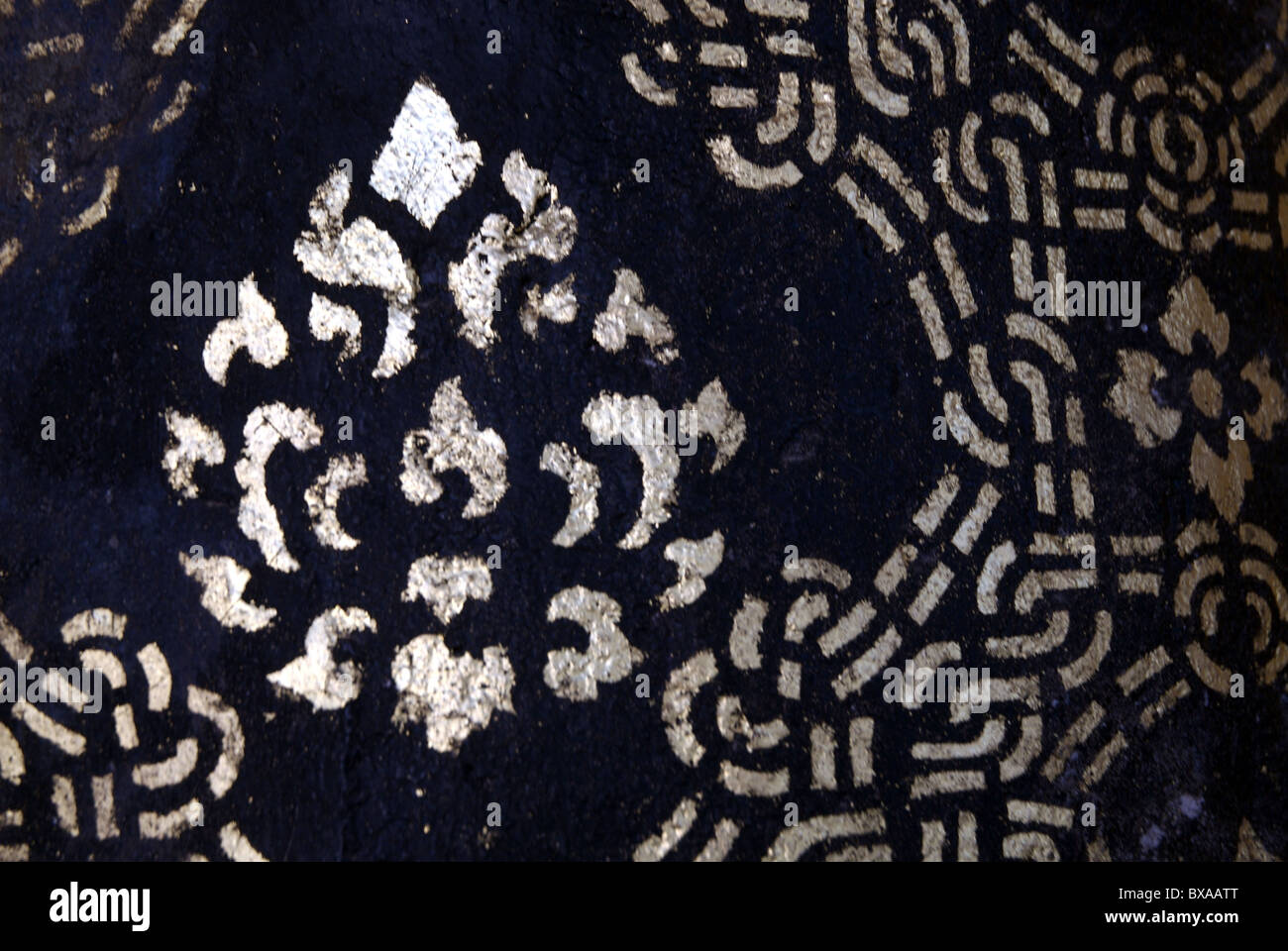 Golden pattern at a temple in Luang Prabang Stock Photo - Alamy