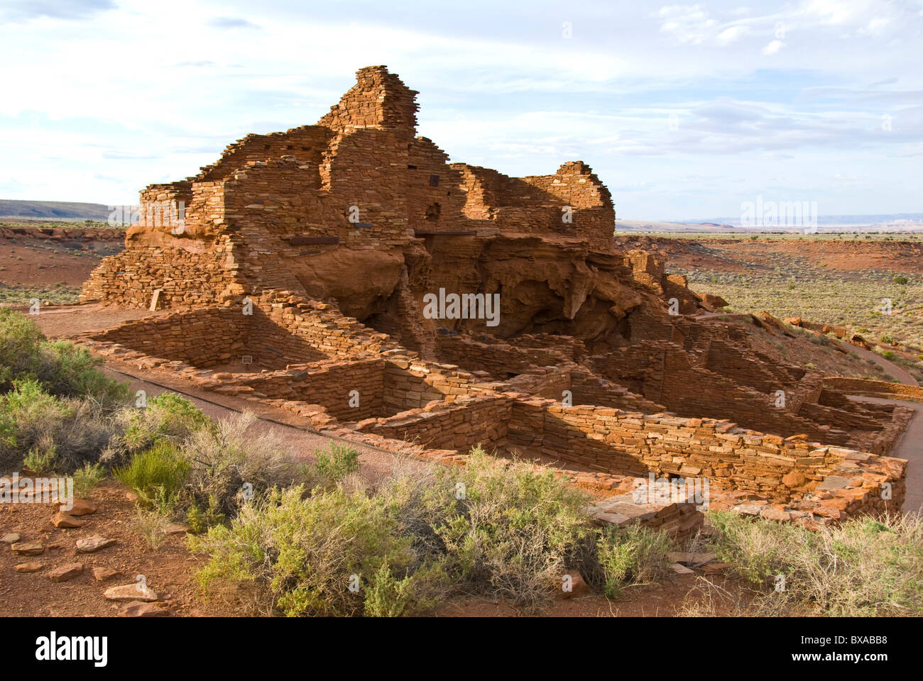 Pueblo indian ruins hi-res stock photography and images - Alamy