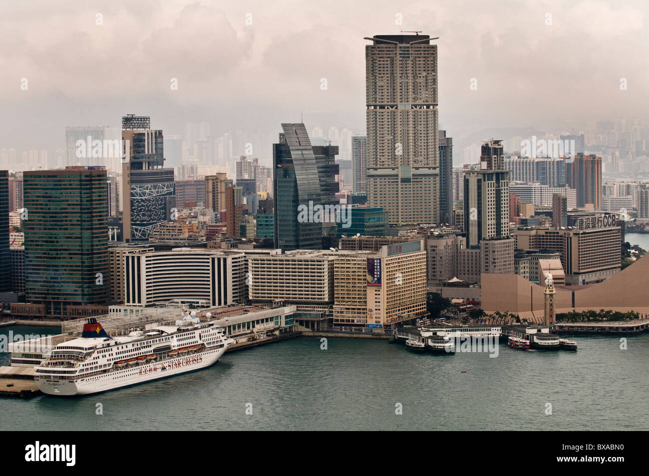 View star ferry terminal hi-res stock photography and images - Alamy