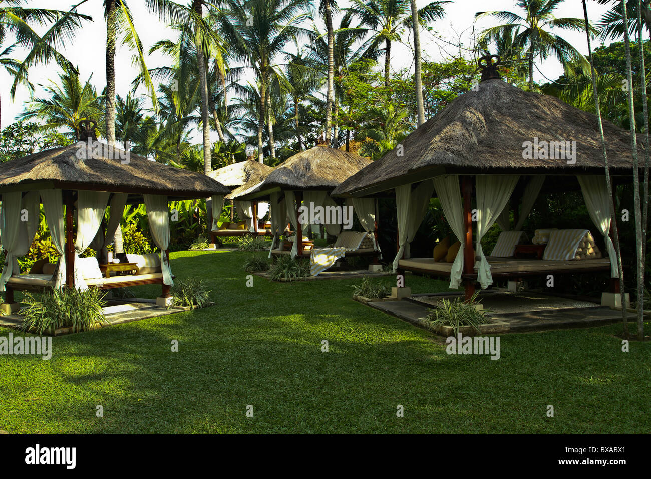 Traditional Balinese thatch Bale for massage and relaxation Stock Photo ...