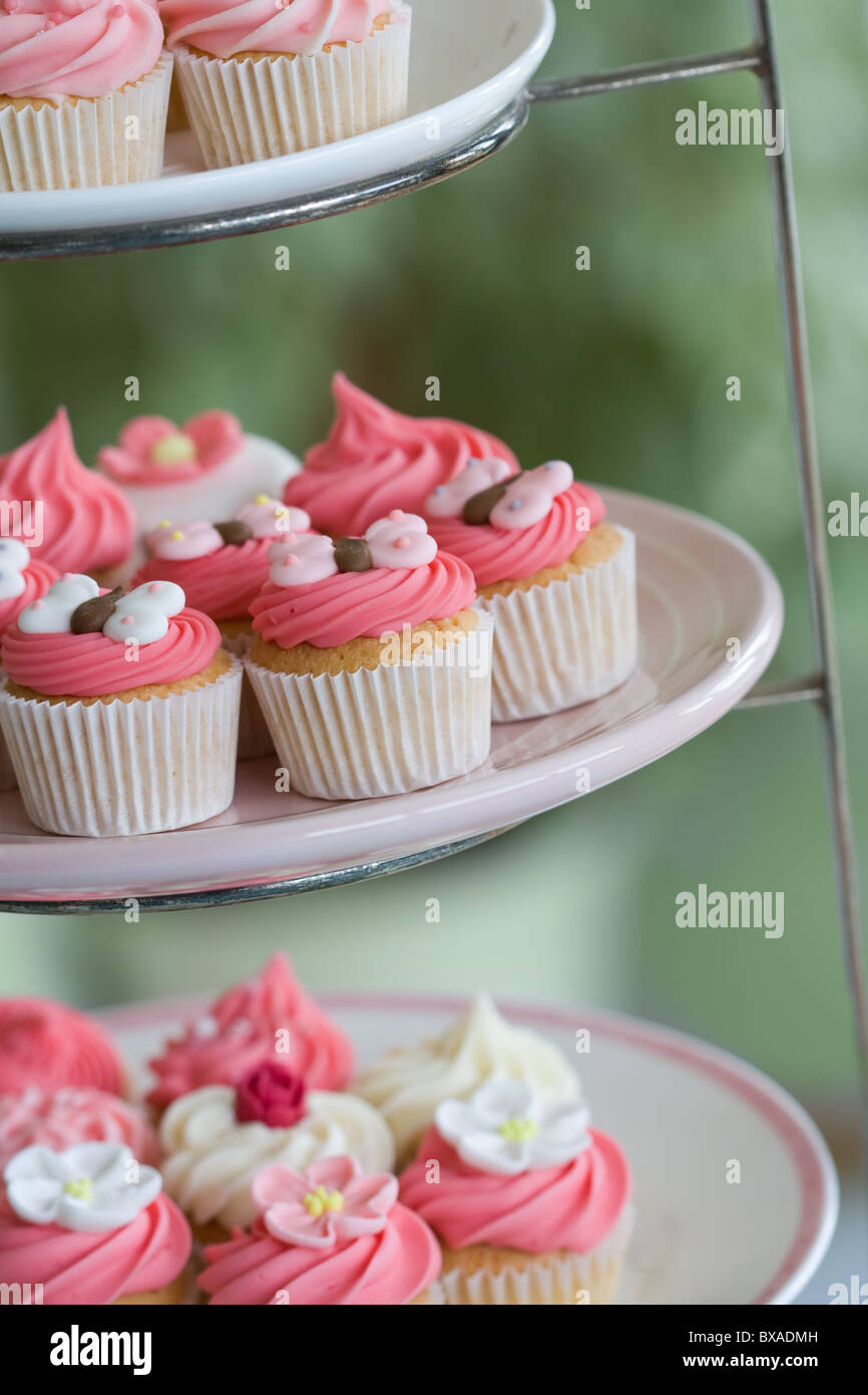 English afternoon tea dessert hi-res stock photography and images - Alamy