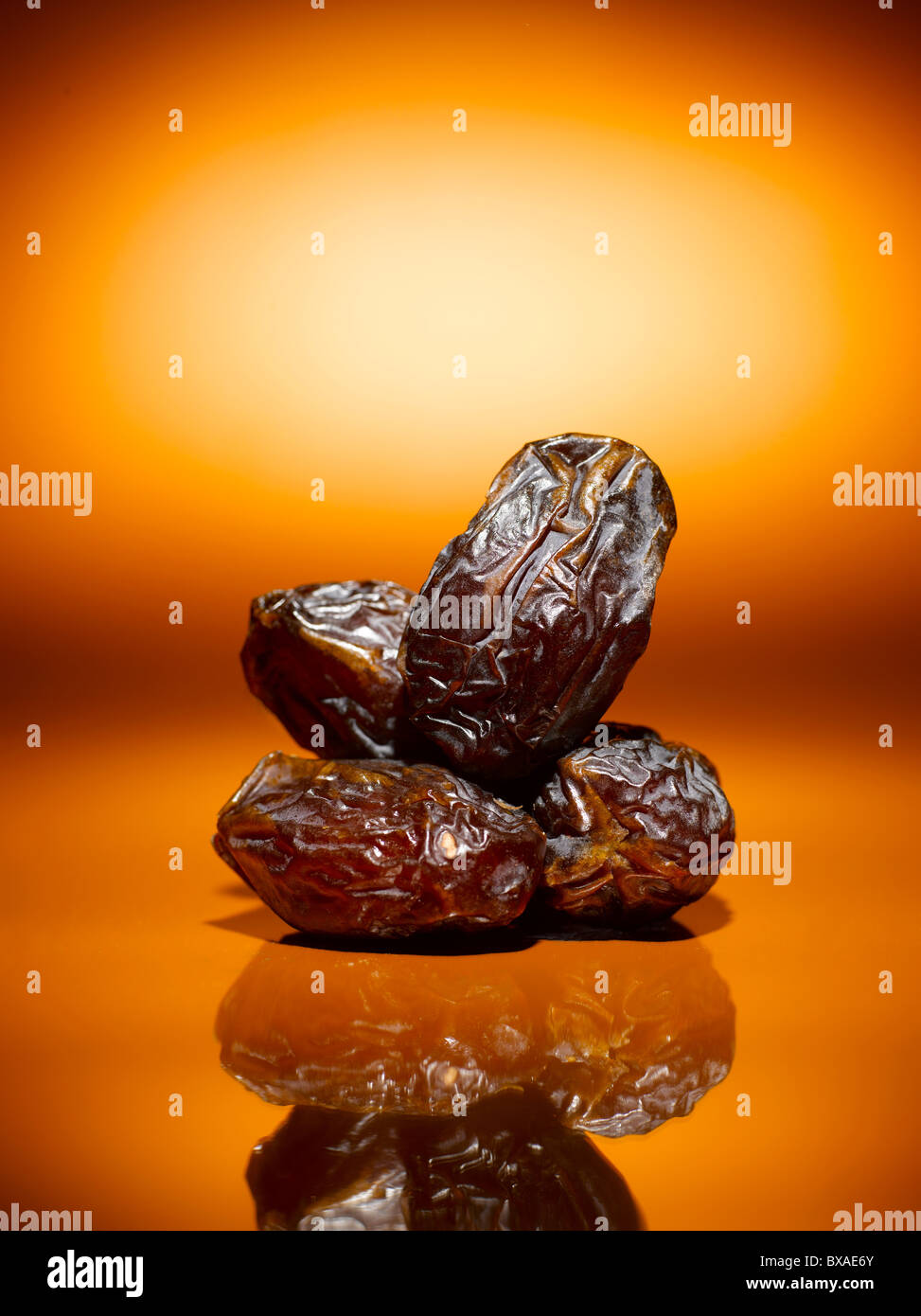 Medjool date palm tree hi-res stock photography and images - Alamy