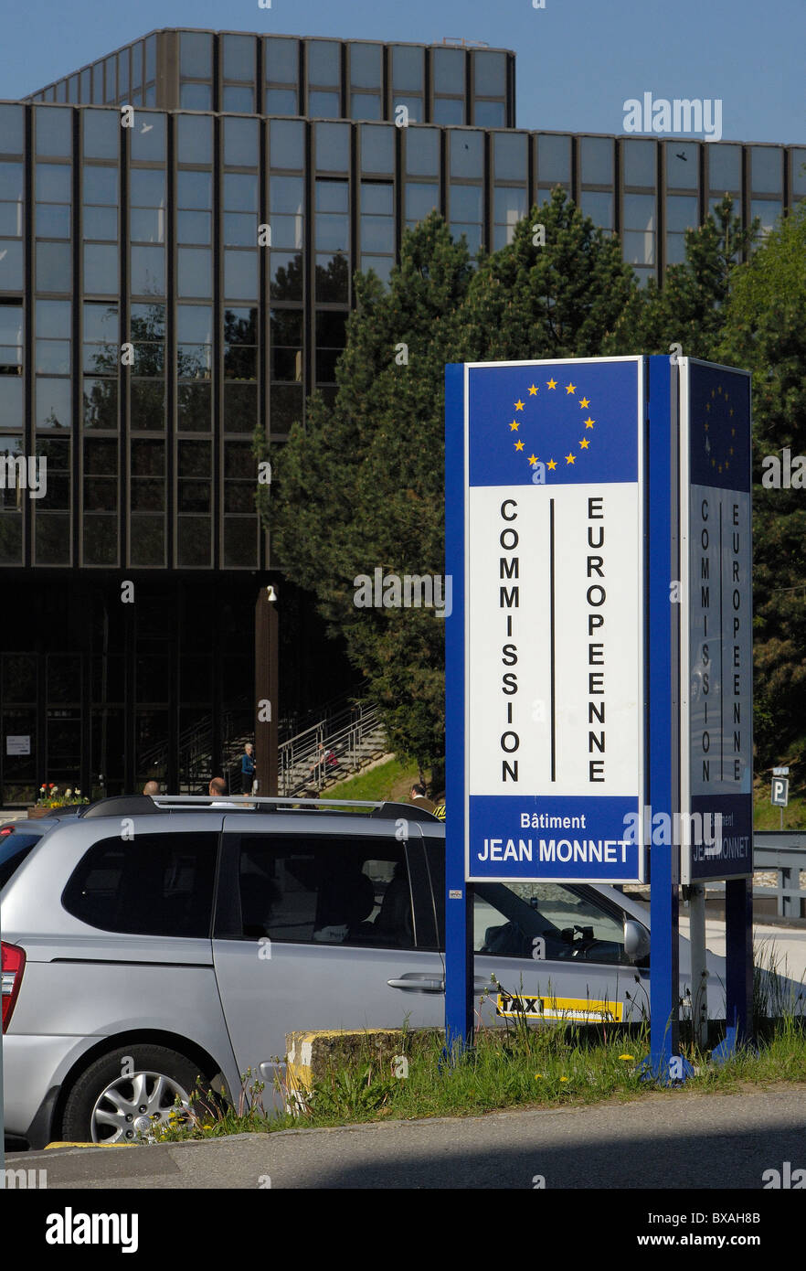 European commission logo hi-res stock photography and images - Alamy