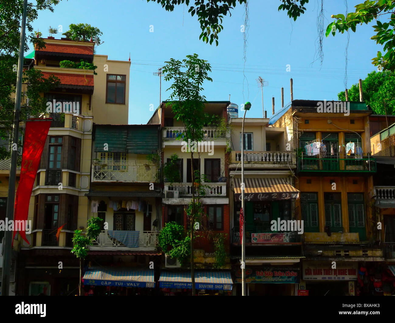 Vietnamese buildings at Hanoi's Old Town Stock Photo - Alamy
