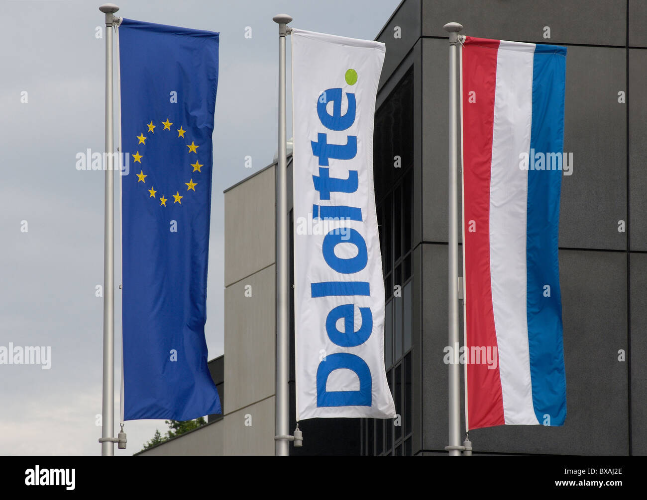 Deloitte hi-res stock photography and images - Alamy