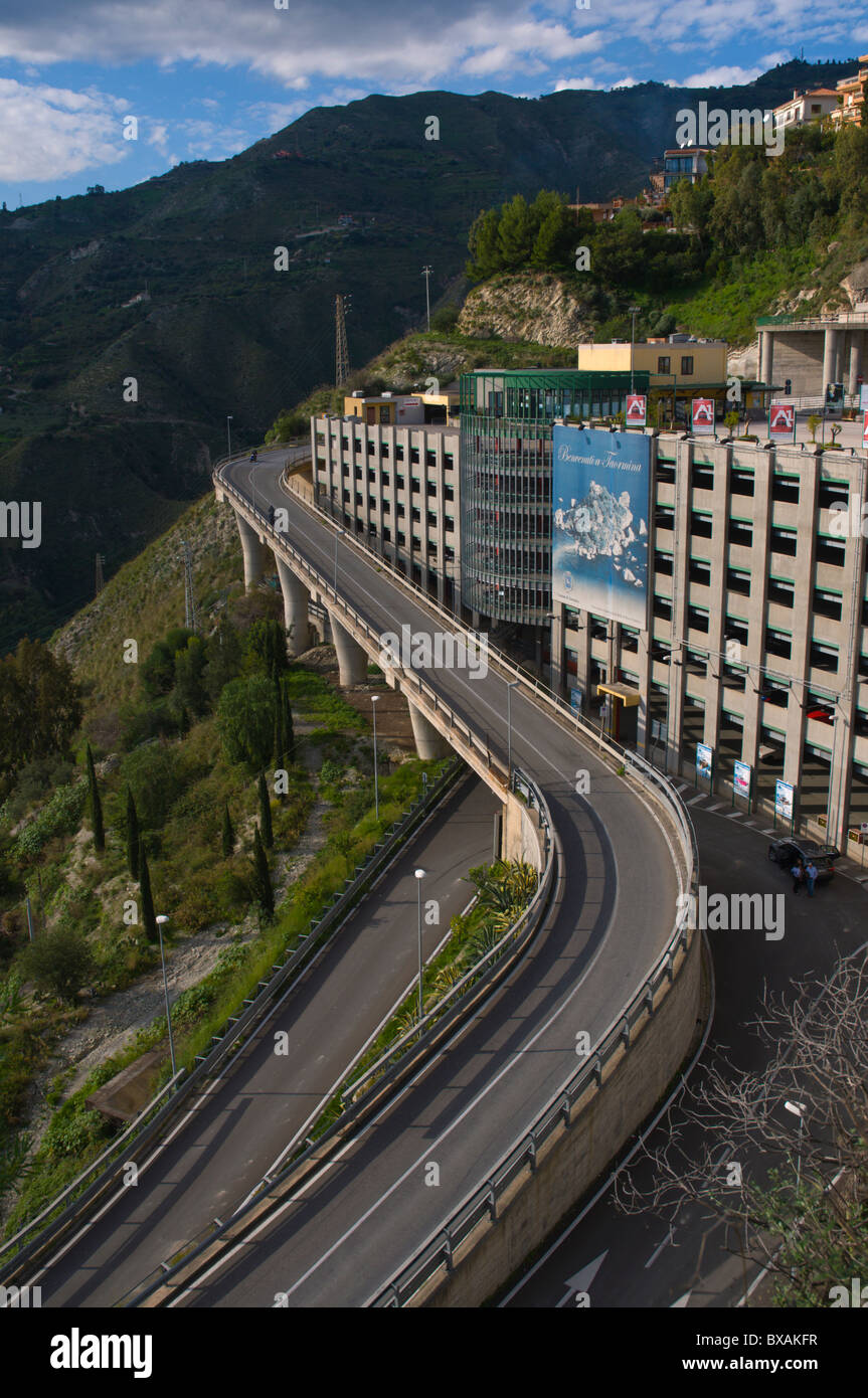 Sicilian road junction hi-res stock photography and images - Alamy