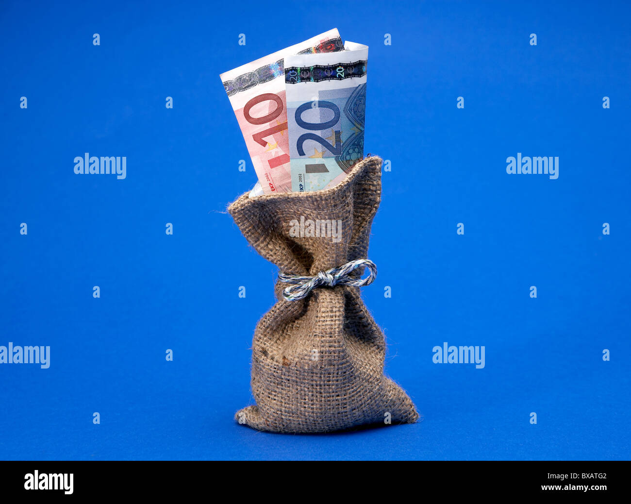 Banknotes in bag hi-res stock photography and images - Alamy