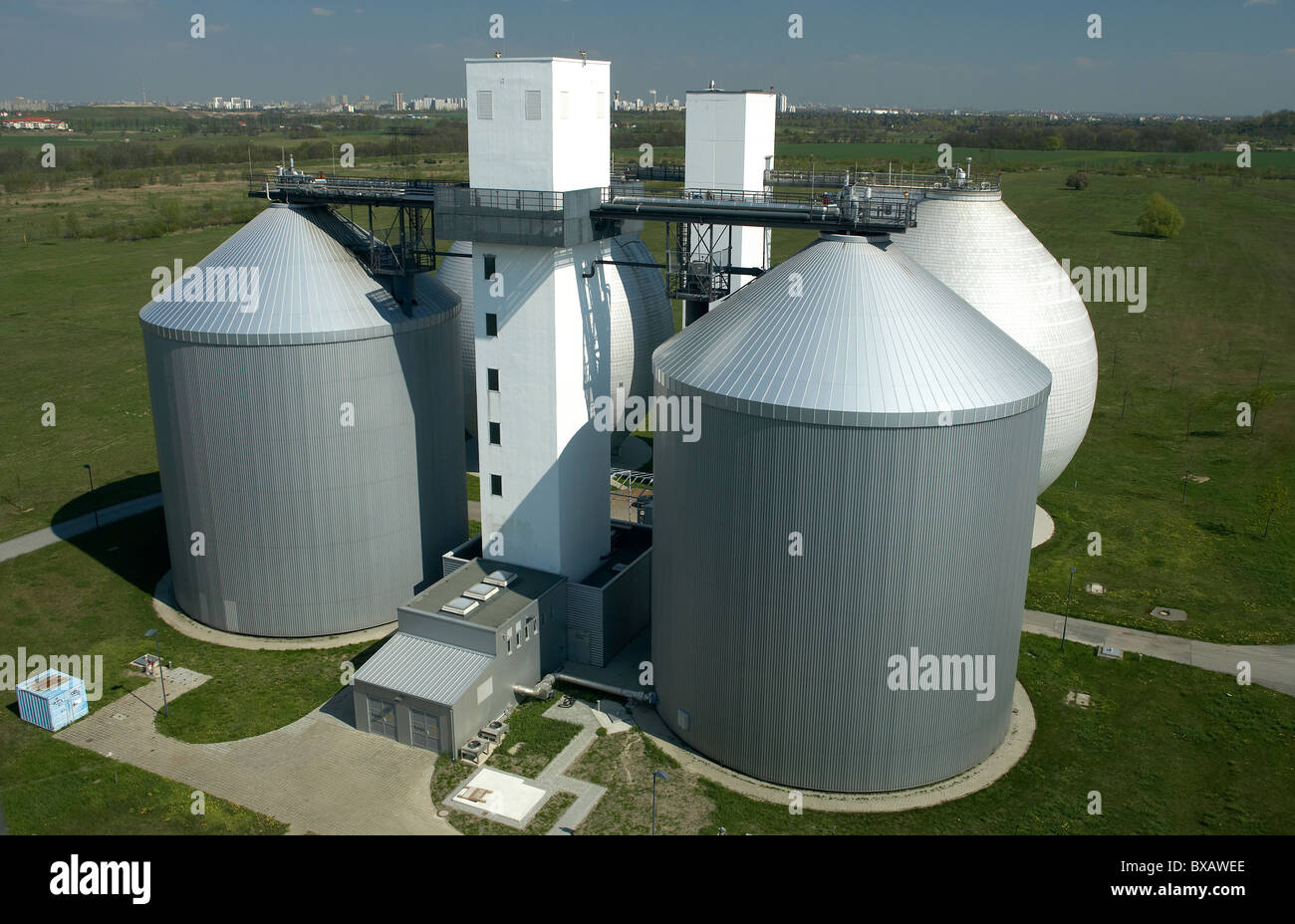 Waste water treatment plant working hi-res stock photography and images ...