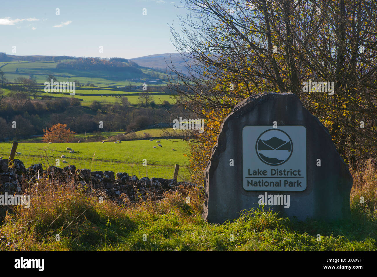 Lake district national park sign hi-res stock photography and images ...