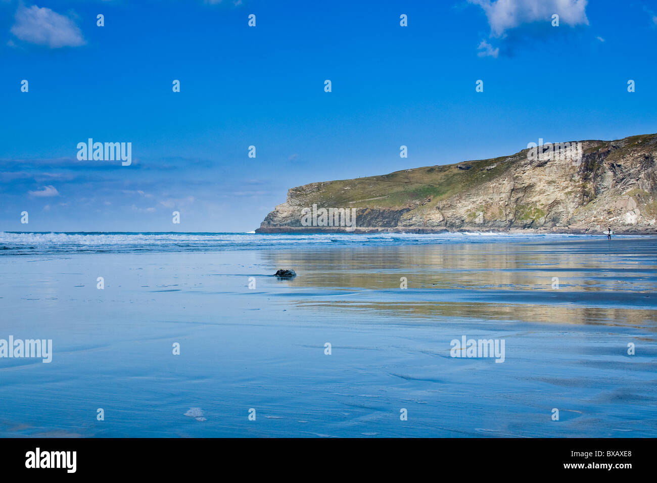 Cornwall beach sand hi-res stock photography and images - Alamy