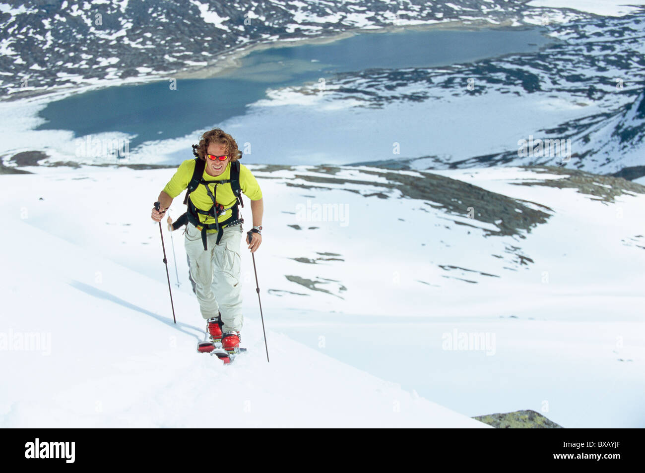 Telemark skiing hi-res stock photography and images - Alamy
