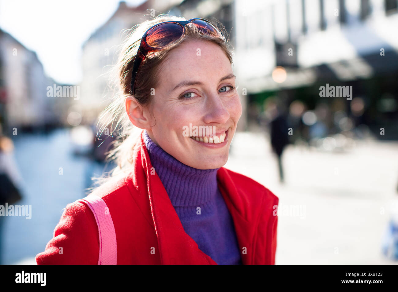 Portrait of mid adult woman smiling Stock Photo - Alamy