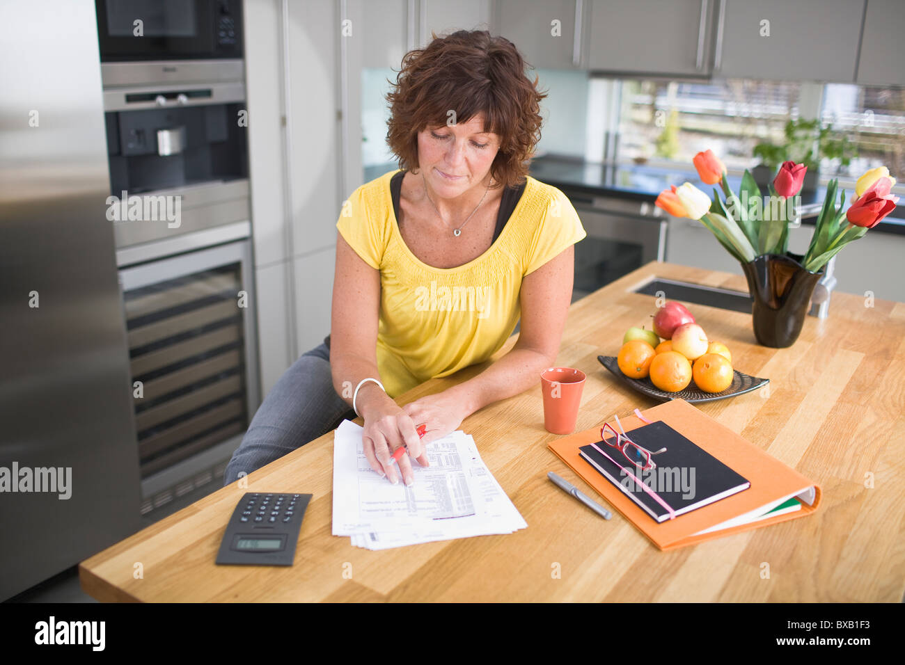 Attached kitchens hi-res stock photography and images - Alamy