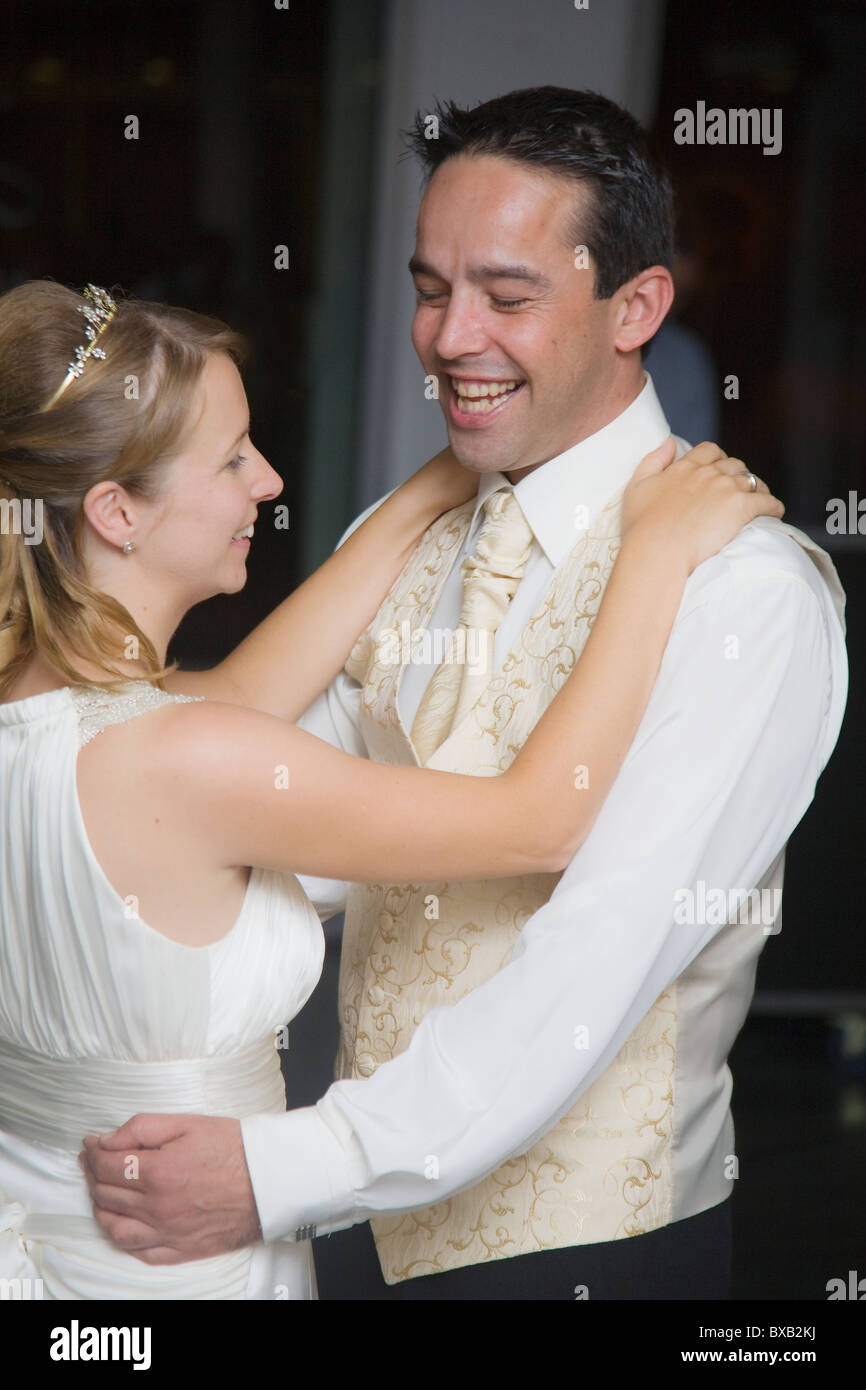 Bride and Groom shots from a Spanish wedding. Nice series of photos of ...
