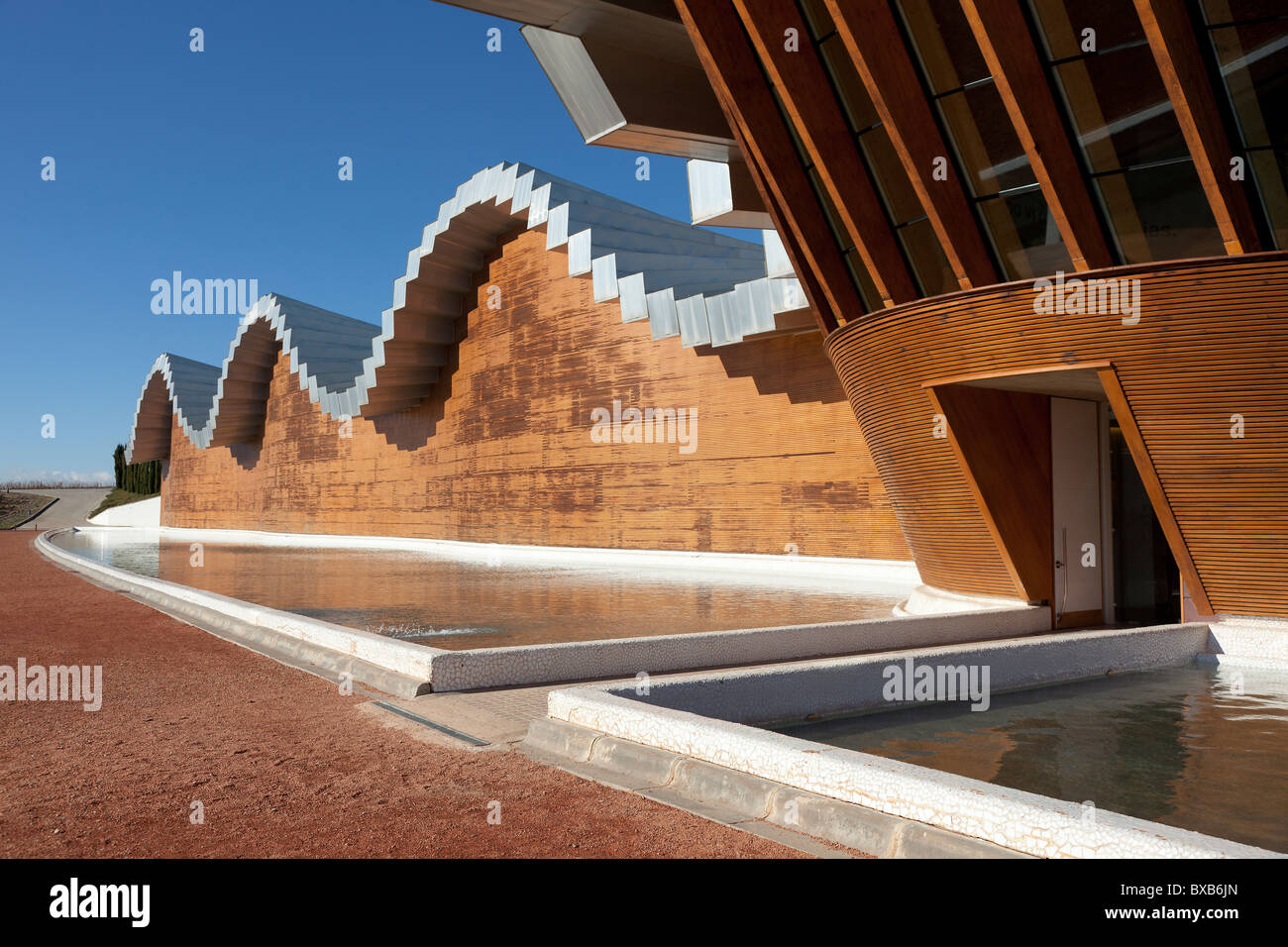 Ysios winery, Laguardia, Alava, Spain Stock Photo - Alamy