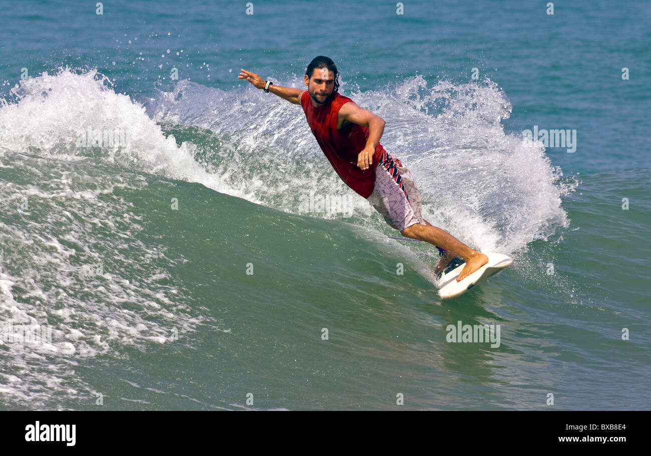 Haiti, Sud-Est Province, surfing. Erwan Simon (FRA Stock Photo - Alamy
