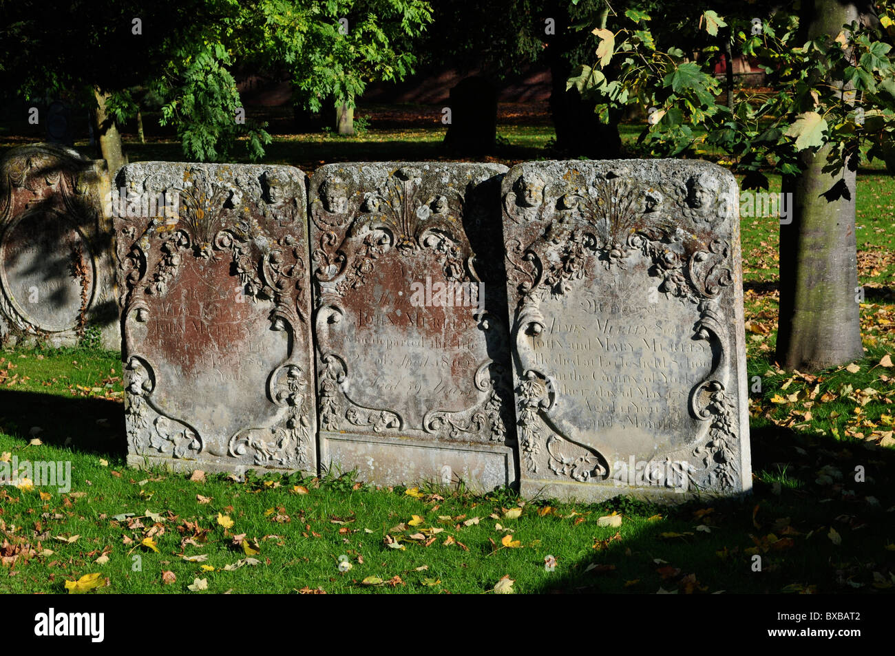 Three headstones hi-res stock photography and images - Alamy